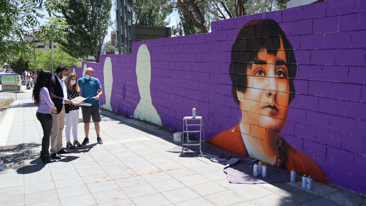Azuqueca de Henares rendirá homenaje a cinco 'Mujeres pioneras' con un ... Azuqueca de Henares rendirá homenaje a cinco 'Mujeres pioneras' con un ...